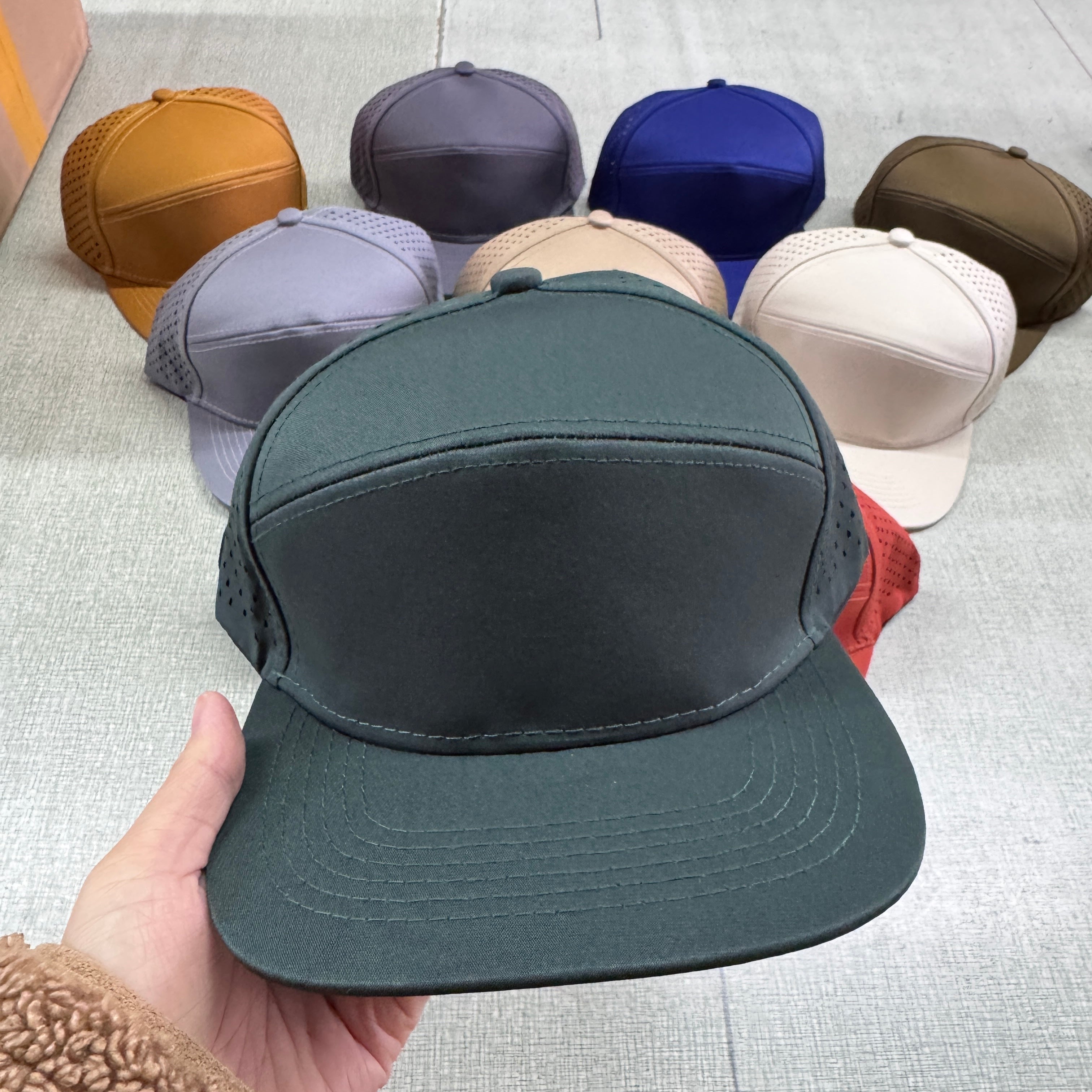 Adults Performance Waterproof Hats Men Women 7 Panel Water Repellent H ...